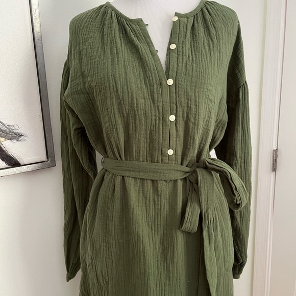 Universal Thread | Dresses | Nwt Universal Thread Womens Green Balloon ...